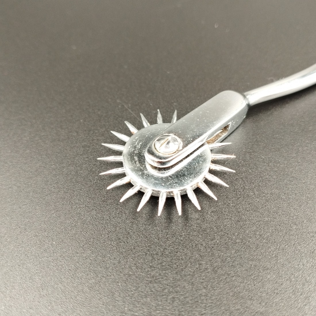 Single Wheel Wartenberg Pinwheel - Bondage Direct Ireland